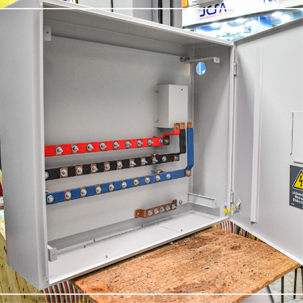 TABLEROS ADOSADO – A MEDIDA – JCSA SAC