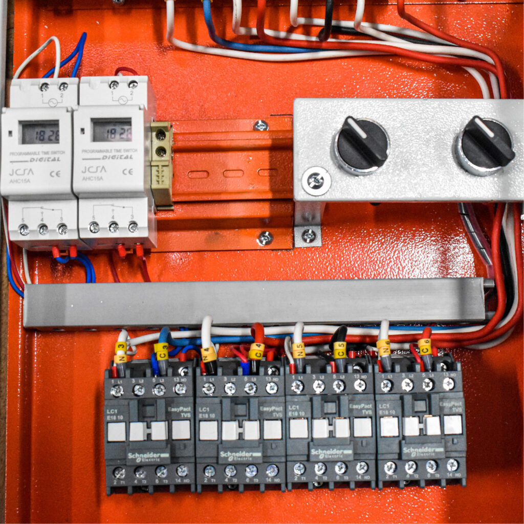 TABLERO DE EMPOTRAR A MEDIDA – JCSA SAC