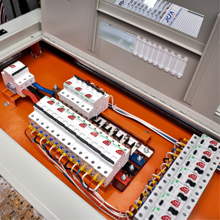 TABLERO DE EMPOTRAR – JCSA SAC